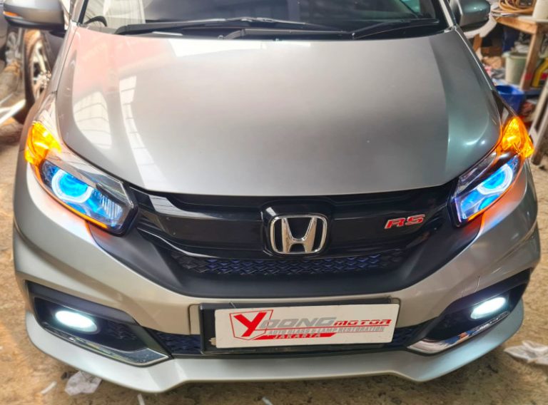 Ganti Headlamp Honda Brio Jadi Makin Keren - Tomi Air Brush